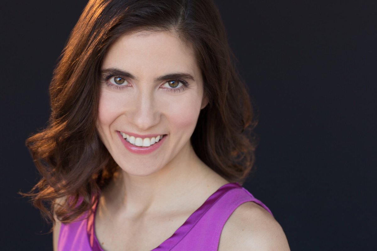 Leah Serinsky – enCAST.pro